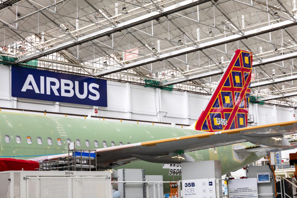 Airbus, Boeing Production Delays Will Hold Back Airline Growth in 2023